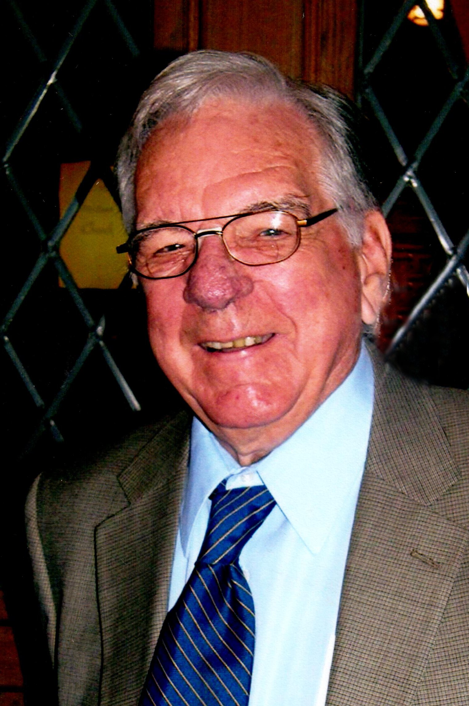 Ralph Everett Ward Sr. | Soller-Baker Funeral Homes, Inc.