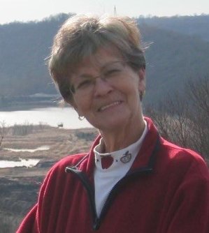 Lee Anne Smith | Soller-Baker Funeral Homes, Inc.